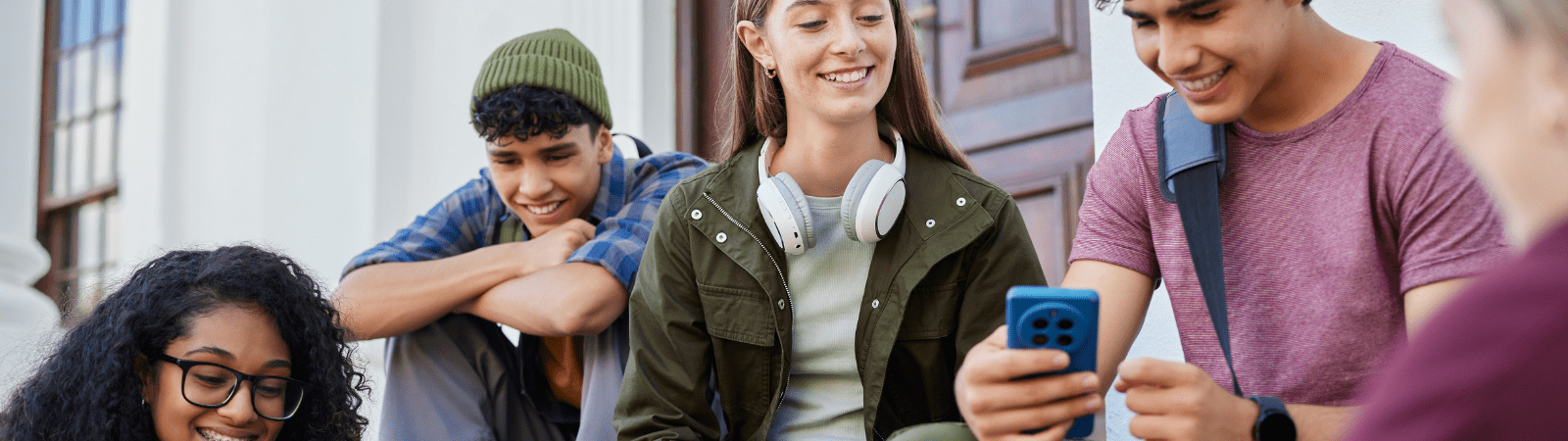 When Friendship Goes Frictionless - Spark & Stitch Institute